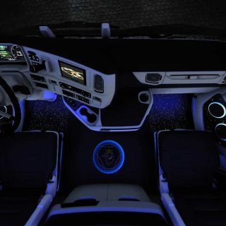 Intérieur Kingcustom BLUE STARS 1.47+1.51 ETS2 - ETS2 Mod | ATS Mod